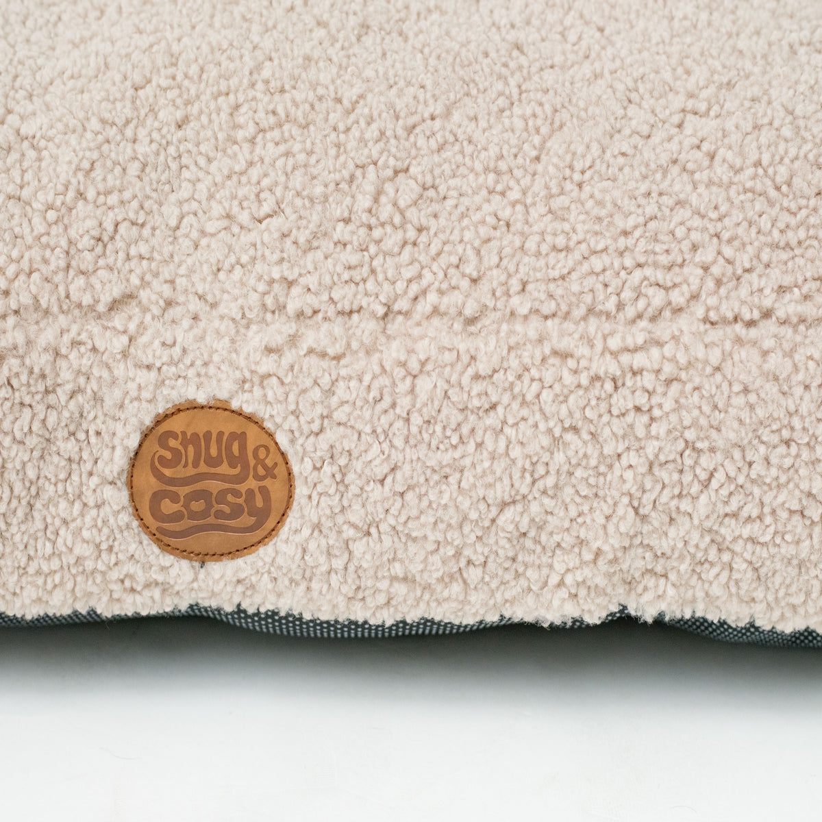 Teddy Boucle Luxurious Dog Lounger - Snug and Cosy Pets